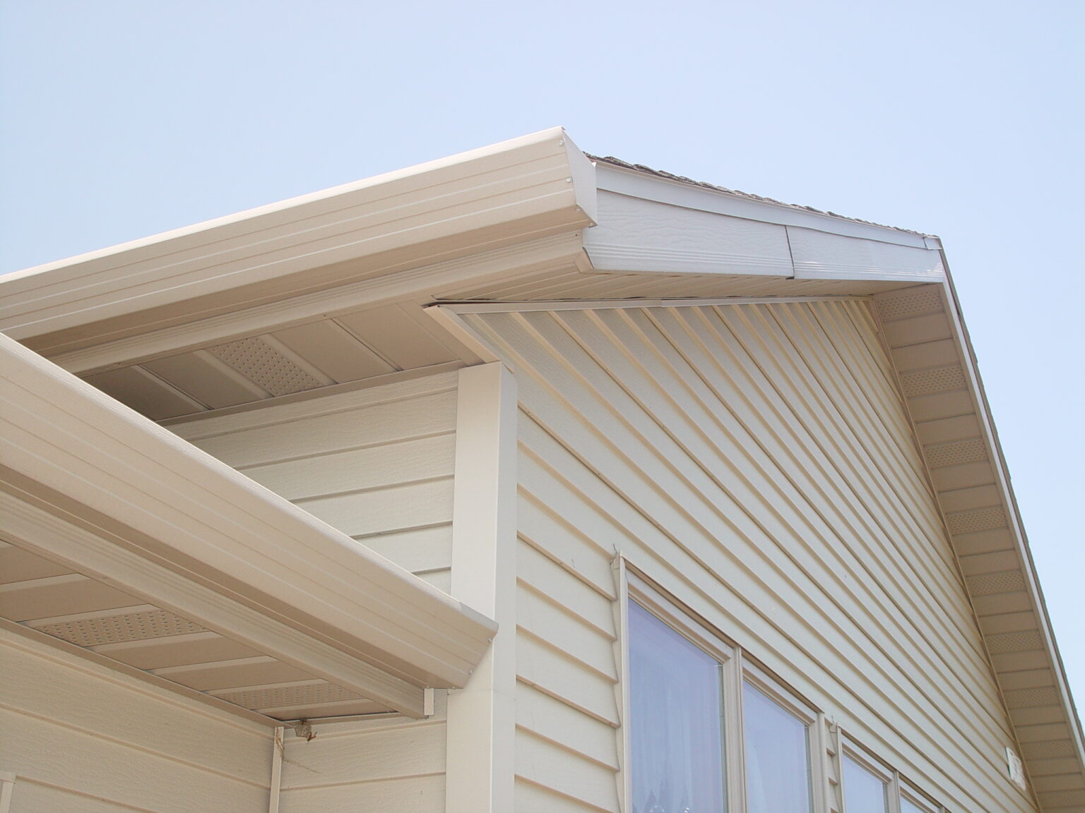 Siding, Roofing and Gutter Company | ABC Seamless